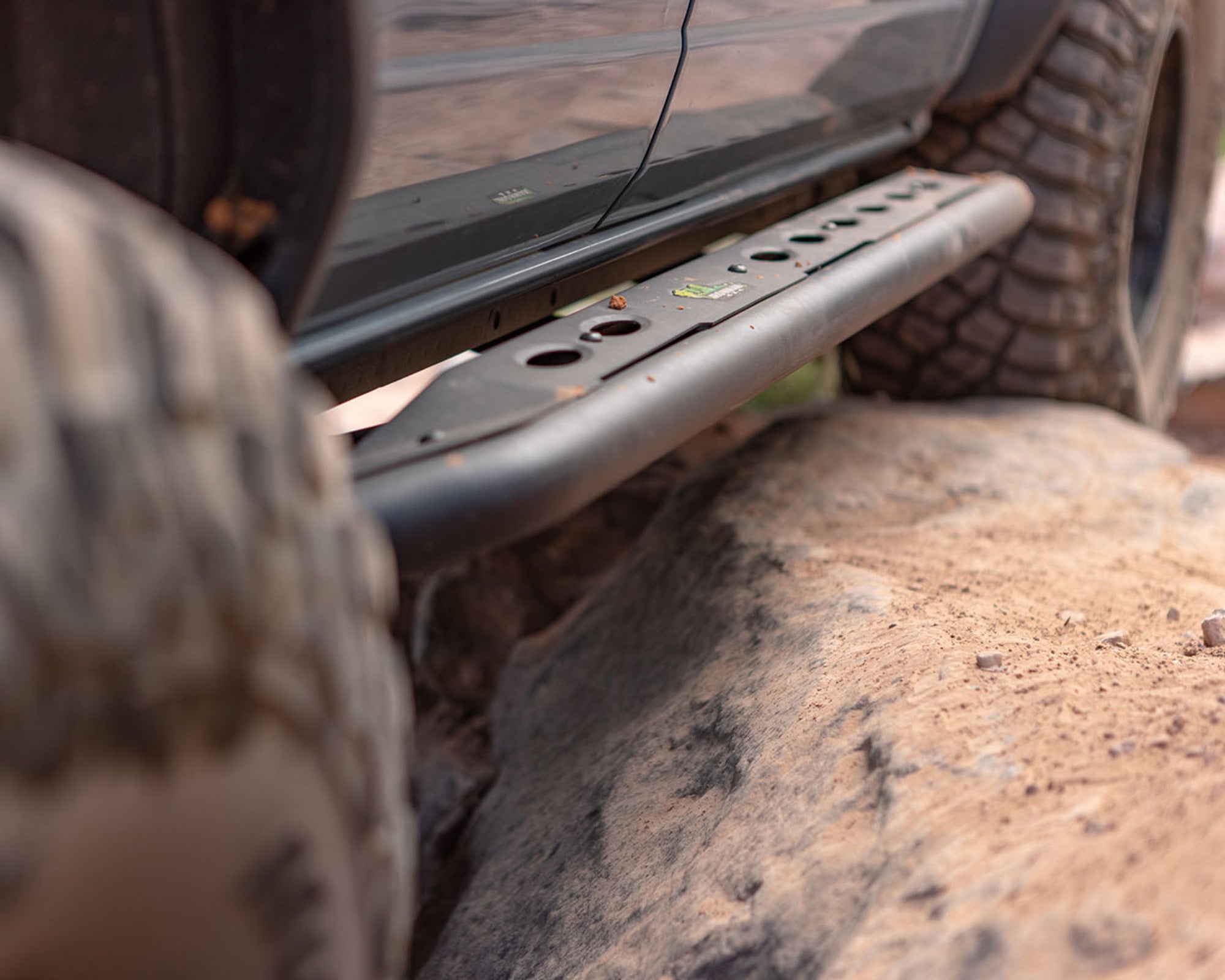 Raid Heavy Duty Side Steps | Ford Bronco (2021+) – IRONMAN 4X4 USA